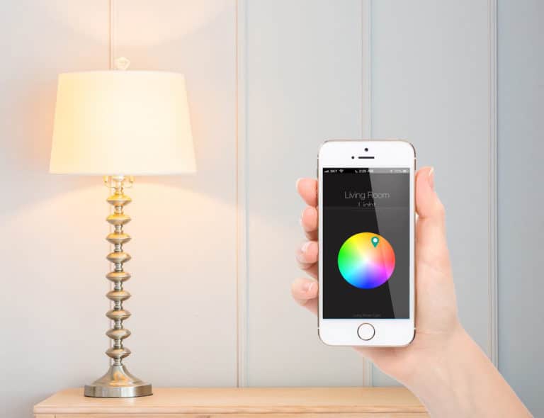Qube: low cost LED smart bulb that syncs with your Fitbit