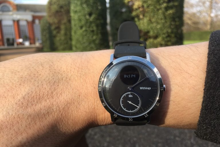 Review: Withings Steel HR, a smart classic looking watch with heart