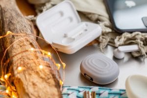 MELO: a guided meditation device that helps you regulate breathing