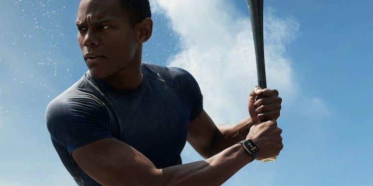 Zepp E is an elegant smartwatch that comes in two distinct styles