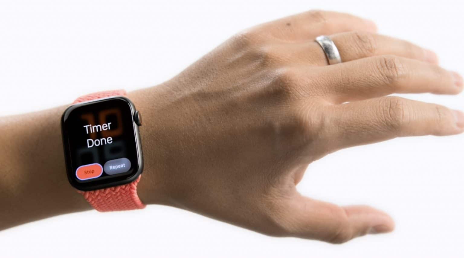New features let you control your Apple Watch with hand gestures