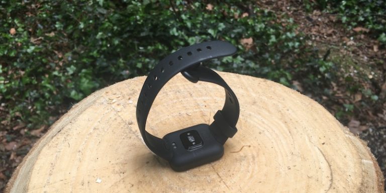 POCO Watch review: lightweight device that gets the basics right