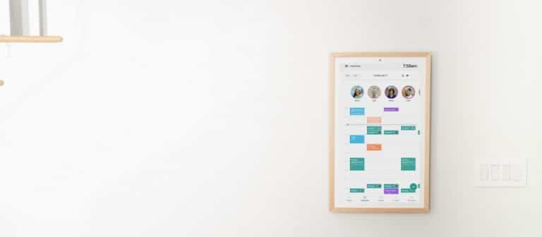 Hearth Display: smart 27-inch bulletin board for the whole family
