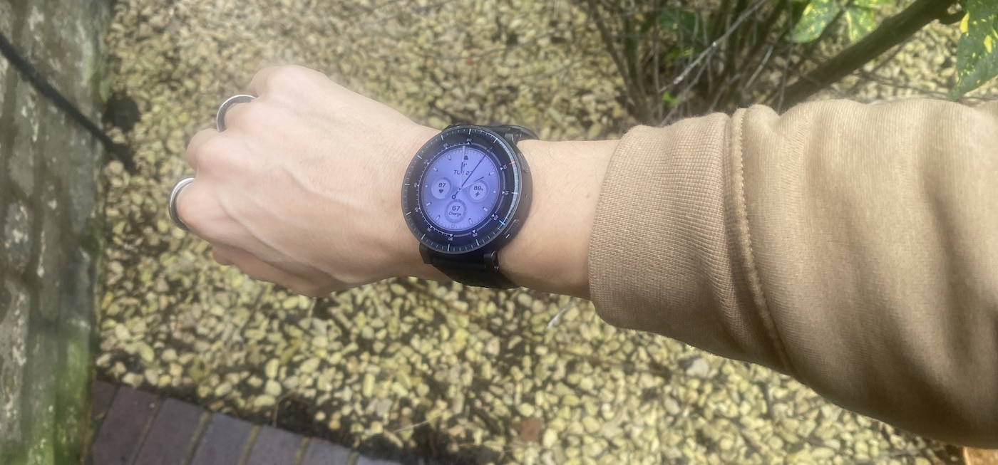 Amazfit Active Max review: The budget sports watch that looks anything but